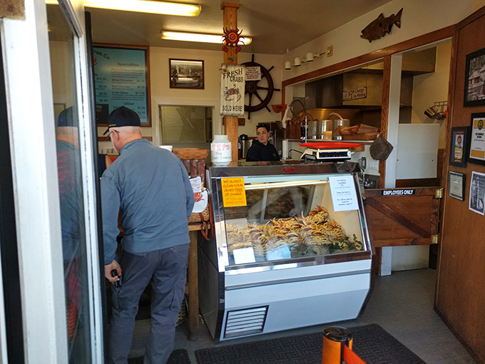 The seafood counter – where dreams and fresh crab meet. Maritime décor reminds you that your lunch was swimming yesterday.
