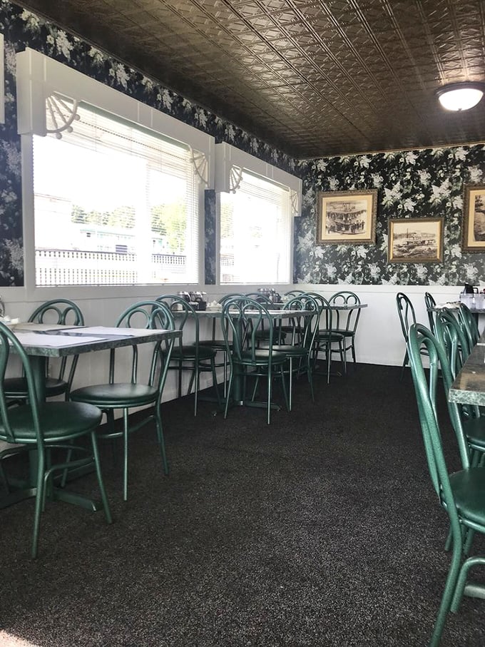 The floral wallpaper and green chairs section offers a different vibe&mdash;like dining in your stylish grandmother's parlor, if grandma made killer pancakes.