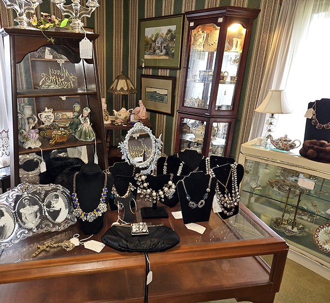 Costume jewelry that once adorned Ohio's fashionable ladies now waits for new admirers who appreciate sparkle with a side of history.