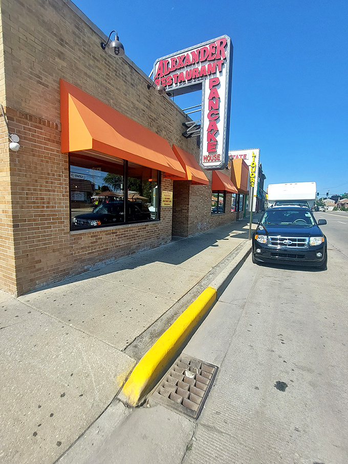 The sidewalk approach to Alexander's feels like the yellow brick road of breakfast&mdash;each step bringing you closer to pancake nirvana.