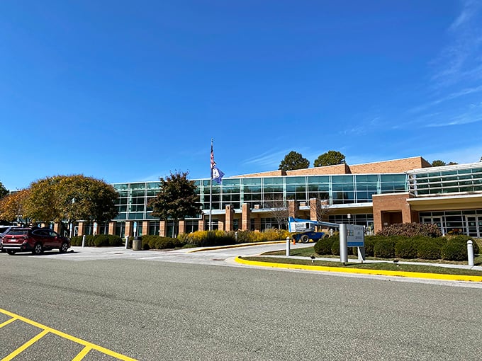 Abingdon's modern community center balances function with style. Those large windows must fill the interior with natural light!