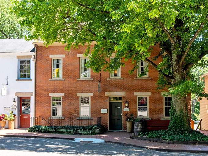 Coshocton's historic buildings house modern dreams at vintage prices. That courthouse has seen some stories! 