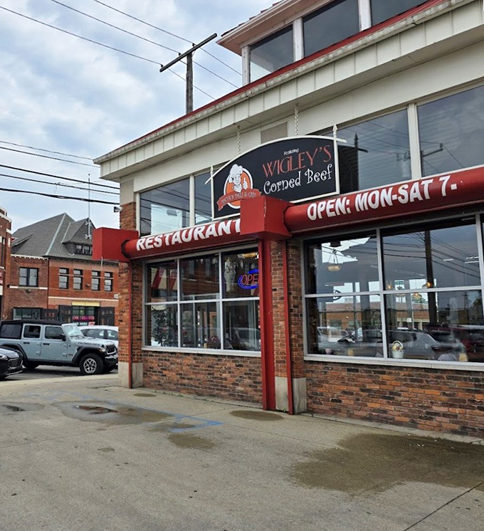 Wigley's straightforward storefront announces its specialty without fanfare &ndash; the corned beef inside does all the talking.