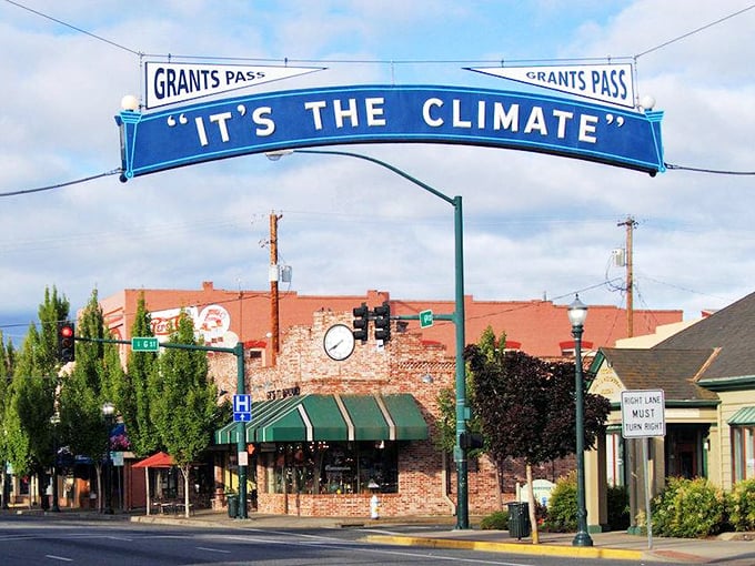 "It's the Climate" proclaims Grants Pass's famous sign, but they could easily add "and the affordability!"