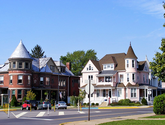 Victorian splendor at vinyl siding prices! Sunbury's historic homes offer Downton Abbey vibes on a Roseanne budget.