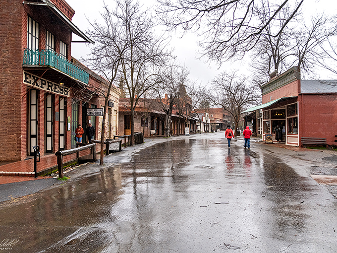 Rain glistens on Columbia&rsquo;s downtown streets, where the modern world pauses to let history shine.