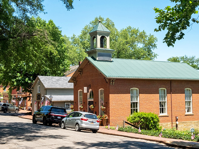 The kind of small town where vintage ads still decorate brick walls. Coshocton wears its history like a comfortable sweater!