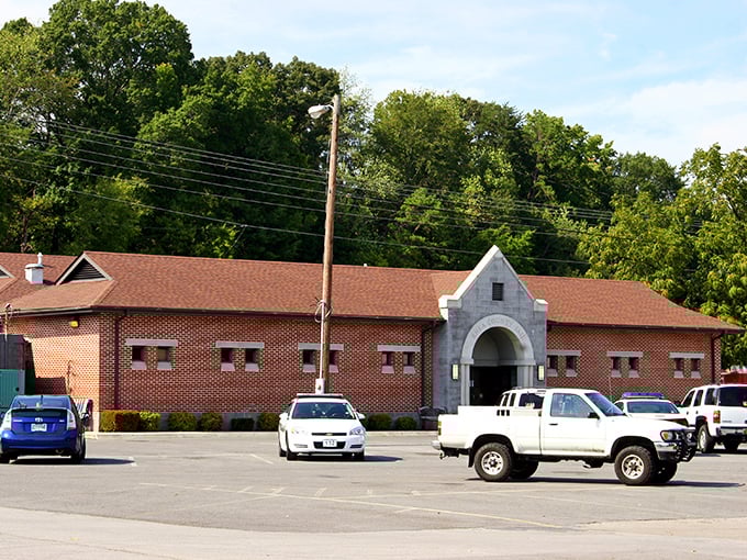 Small-town commerce thrives here, where parking is easy and shopkeepers remember your favorite coffee order.