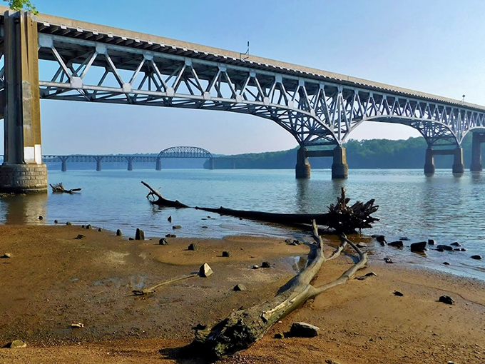 Where the Susquehanna meets the Chesapeake, Havre de Grace offers waterfront magic at down-to-earth prices.