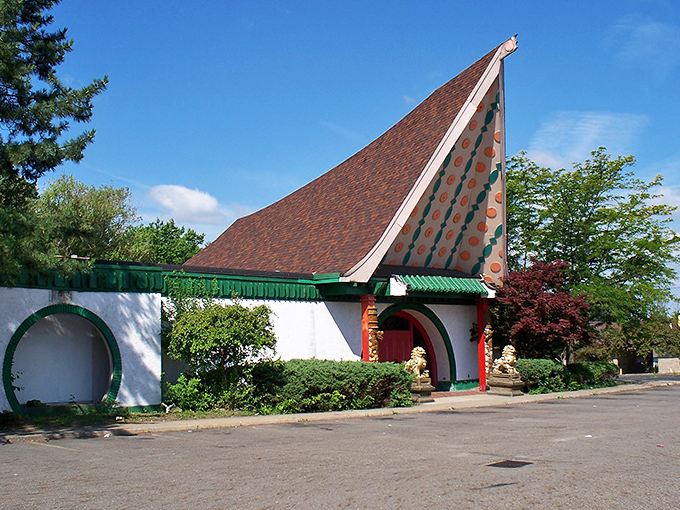 Niles' unique architecture catches the eye like a hidden gem, proving that small towns hold big surprises.