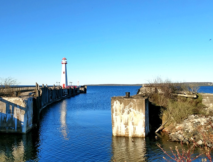 St. Ignace's lighthouse stands sentinel over Lake Huron. A perfect spot for contemplating life's big questions—or just enjoying the view.