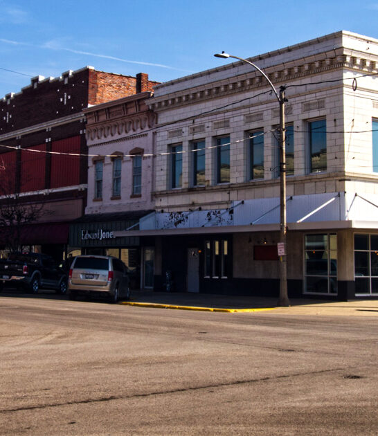 beautiful illinois town living ftr
