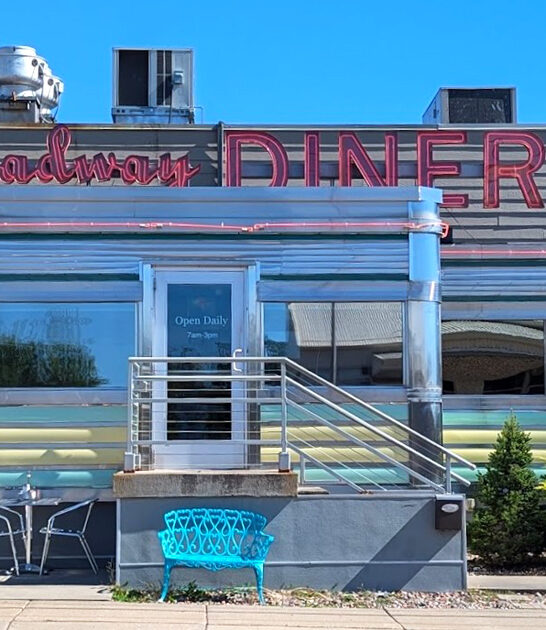 biscuits gravy diner wisconsin ftr