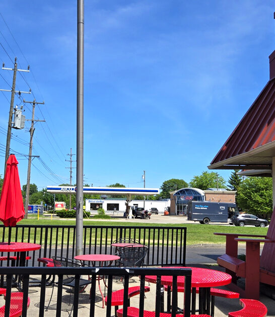biscuits gravy michigan diner ftr