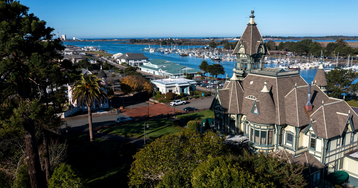 9 Waterfront Towns In California So Affordable, You Can Live On Social ...