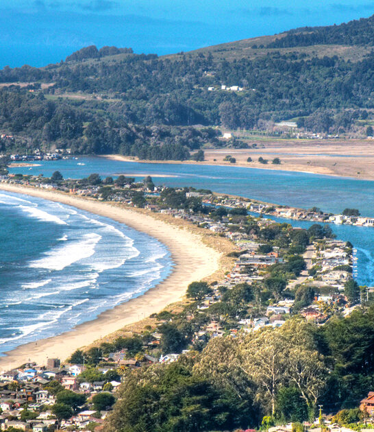 california peaceful coastal town ftr