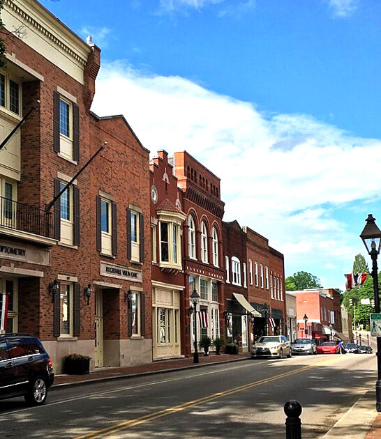 charming towns tennessee retirees ftr
