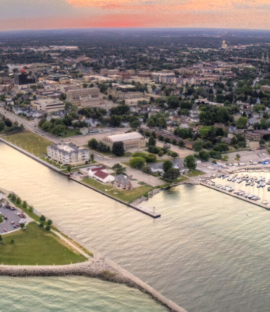 charming wisconsin coastal town ftr