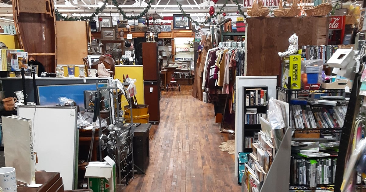 8 Massive Antique Stores In Virginia With Rare Collectibles At Rock ...