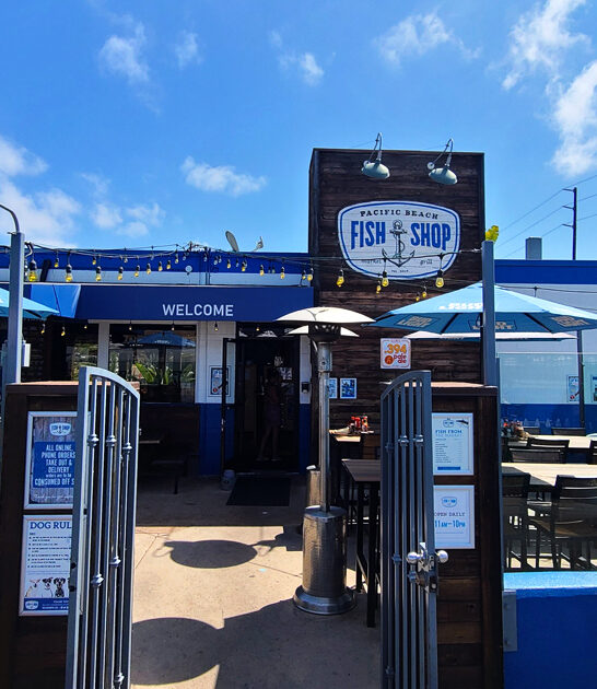 cozy seafood joint california ftr