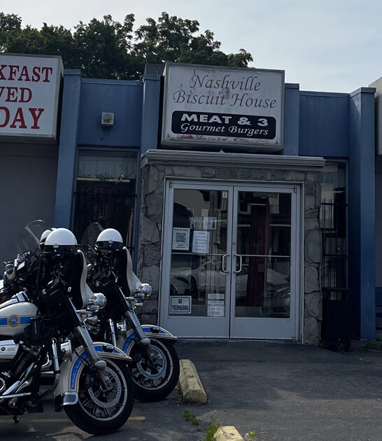 delectable biscuits gravy tennessee ftr