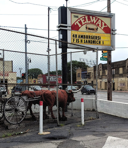 donuts restaurant michigan ftr