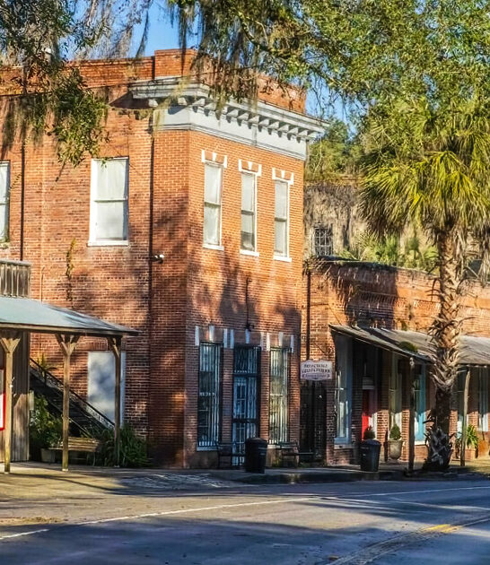 dreamy postcard florida town ftr