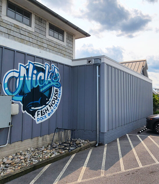 drive maryland legendary seafood ftr