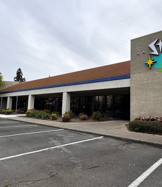 enormous california vintage store ftr