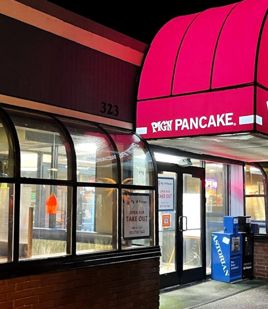 famous pancakes restaurant oregon FTR