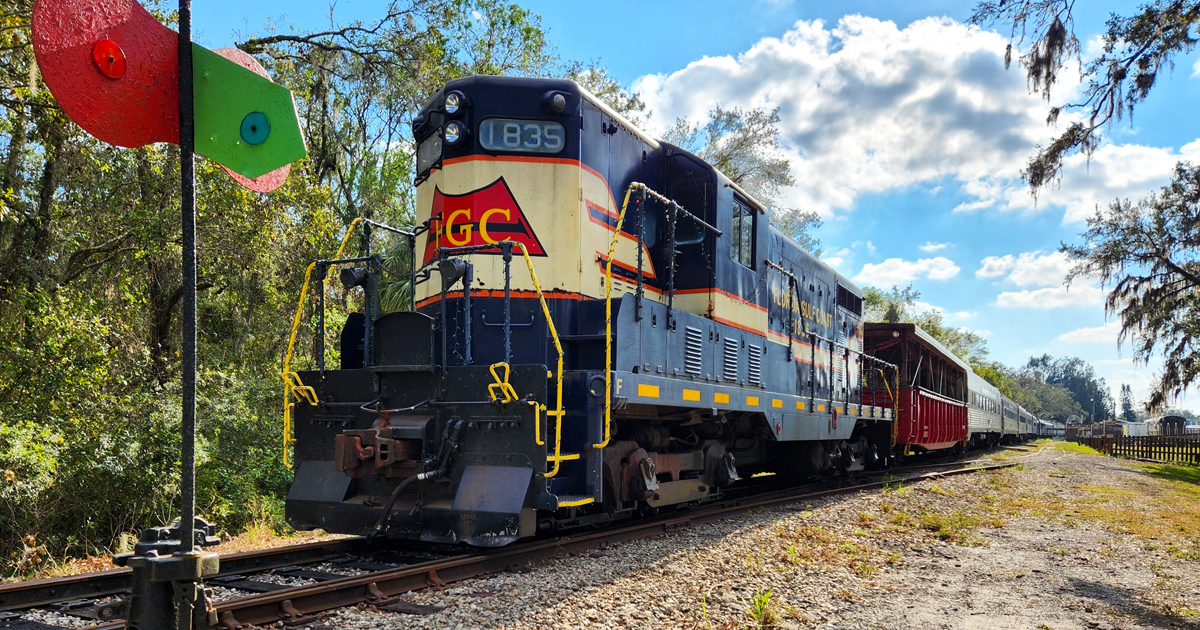 The Fascinating Train Ride In Florida That's Perfect For An ...