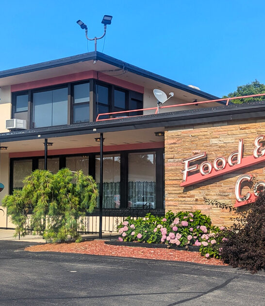 good spinach salad wisconsin ftr