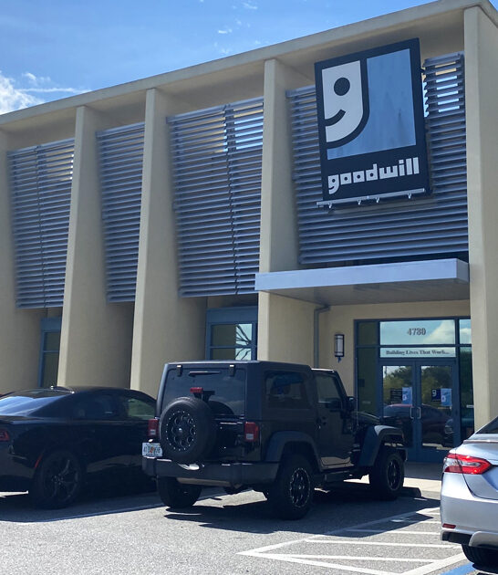 huge thrift florida hours ftr