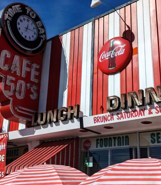 iconic 1950s diner california FTR