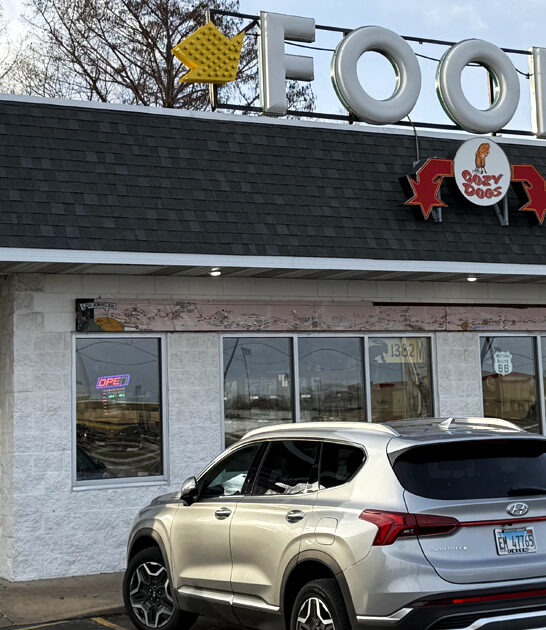 illinois serves chili dogs ftr