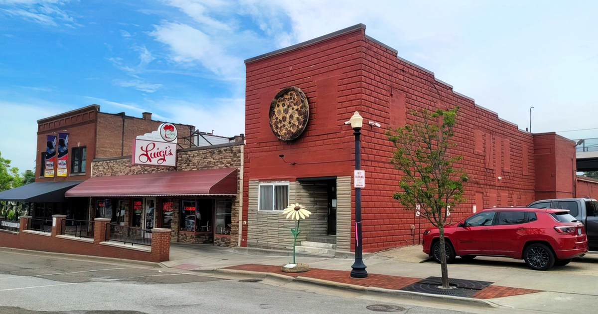 This Iconic Italian Restaurant In Ohio Serves Up The Best Spaghetti And ...