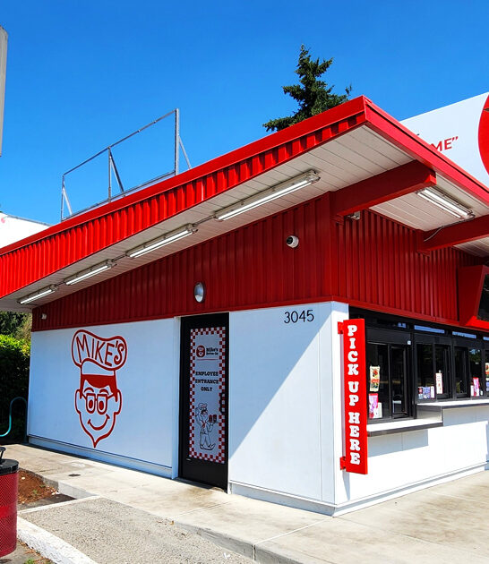 legendary hot dogs oregon ftr