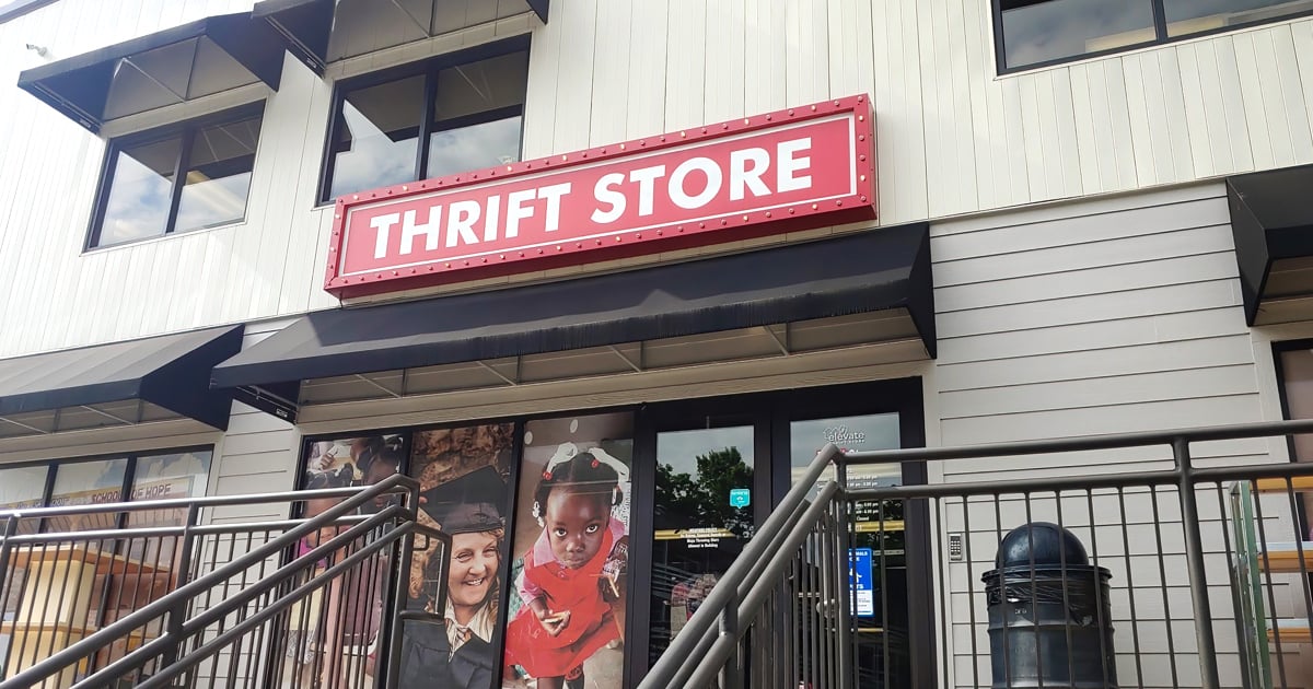 The Massive Thrift Store In Missouri Where You Can Fill A Whole Cart ...