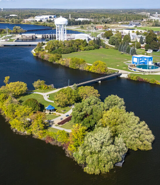 michigan lake weekend getaway ftr