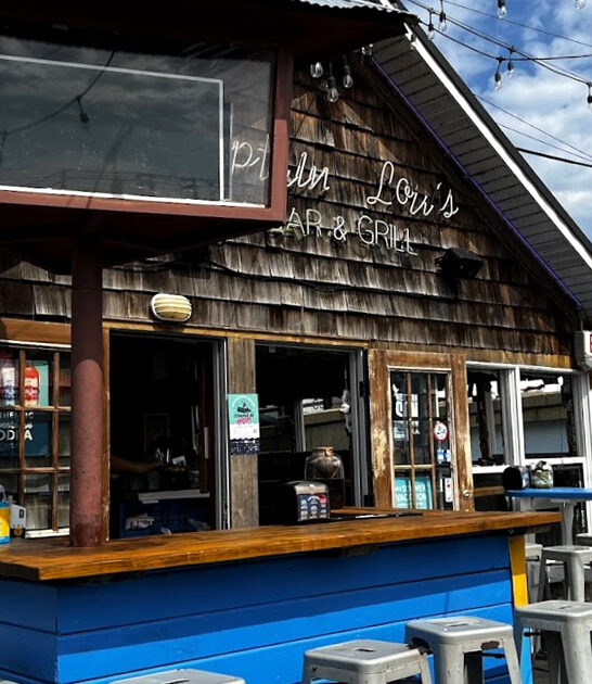 michigan waterfront burger spot ftr