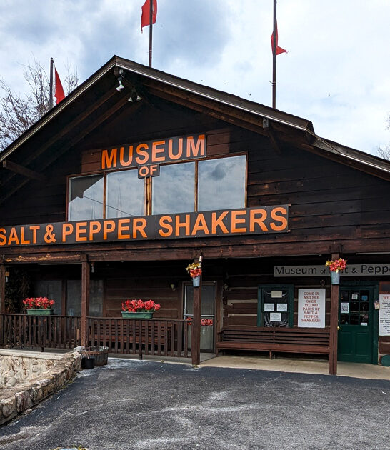 offbeat roadside attractions tennessee ftr