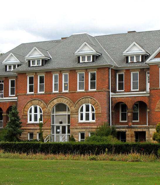 ohio disturbingly haunting mansion ftr