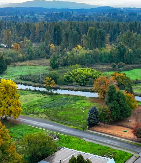 oregon dreamy town serene ftr