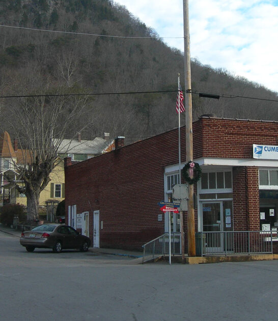 peaceful mountain towns tennessee ftr