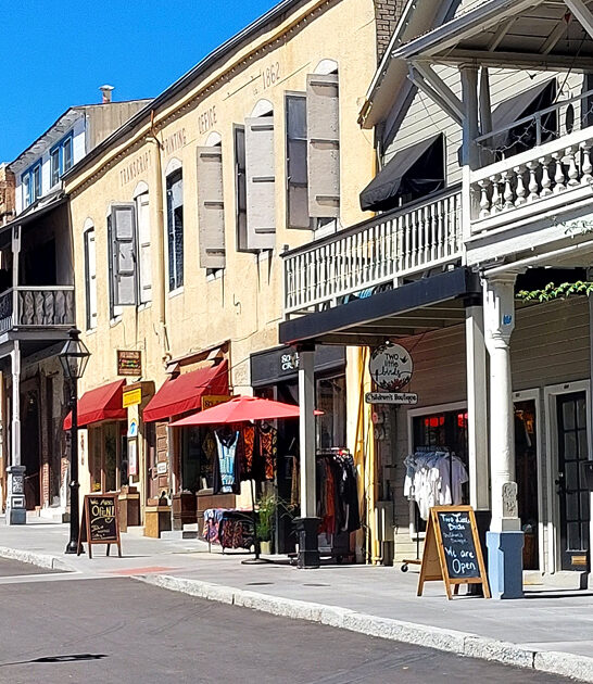 peaceful victorian town california ftr