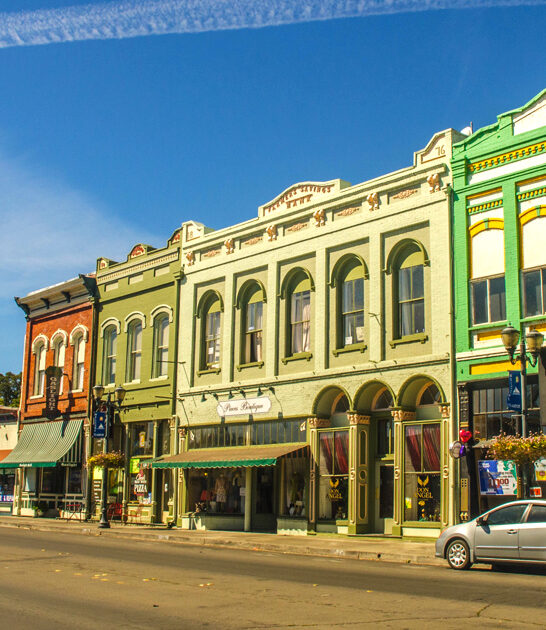 picturesque town california escape ftr