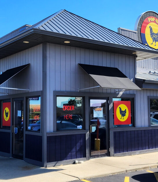 popular chicken sandwich illinois ftr