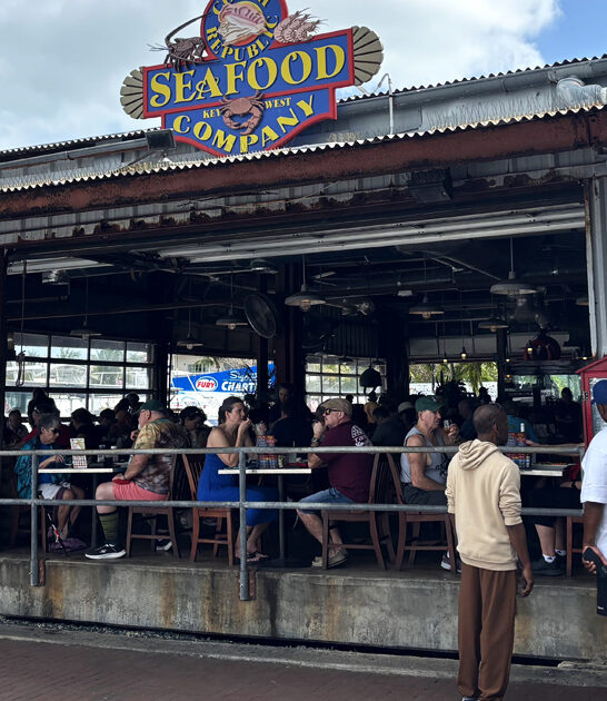 popular seafood place florida ftr