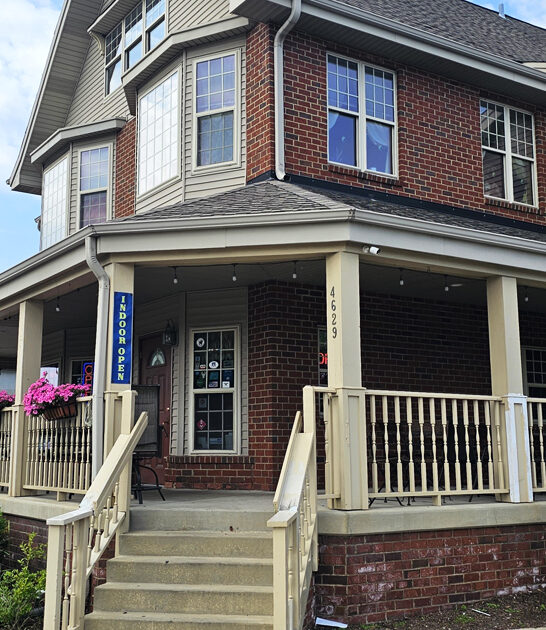 restaurant serving burgers wisconsin ftr