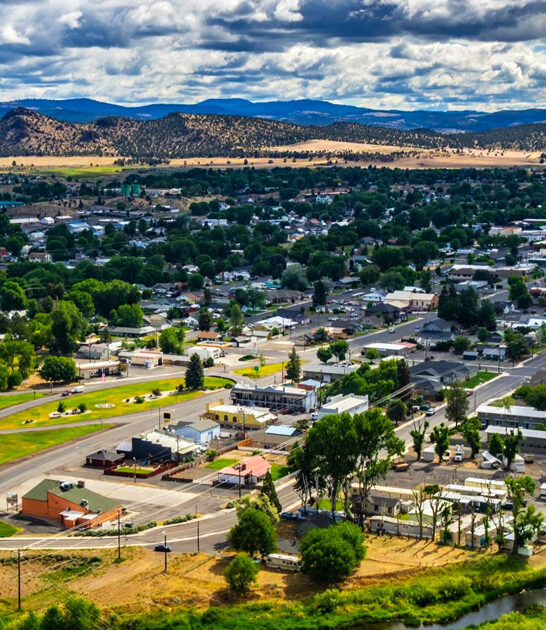 scenic town oregon destination ftr
